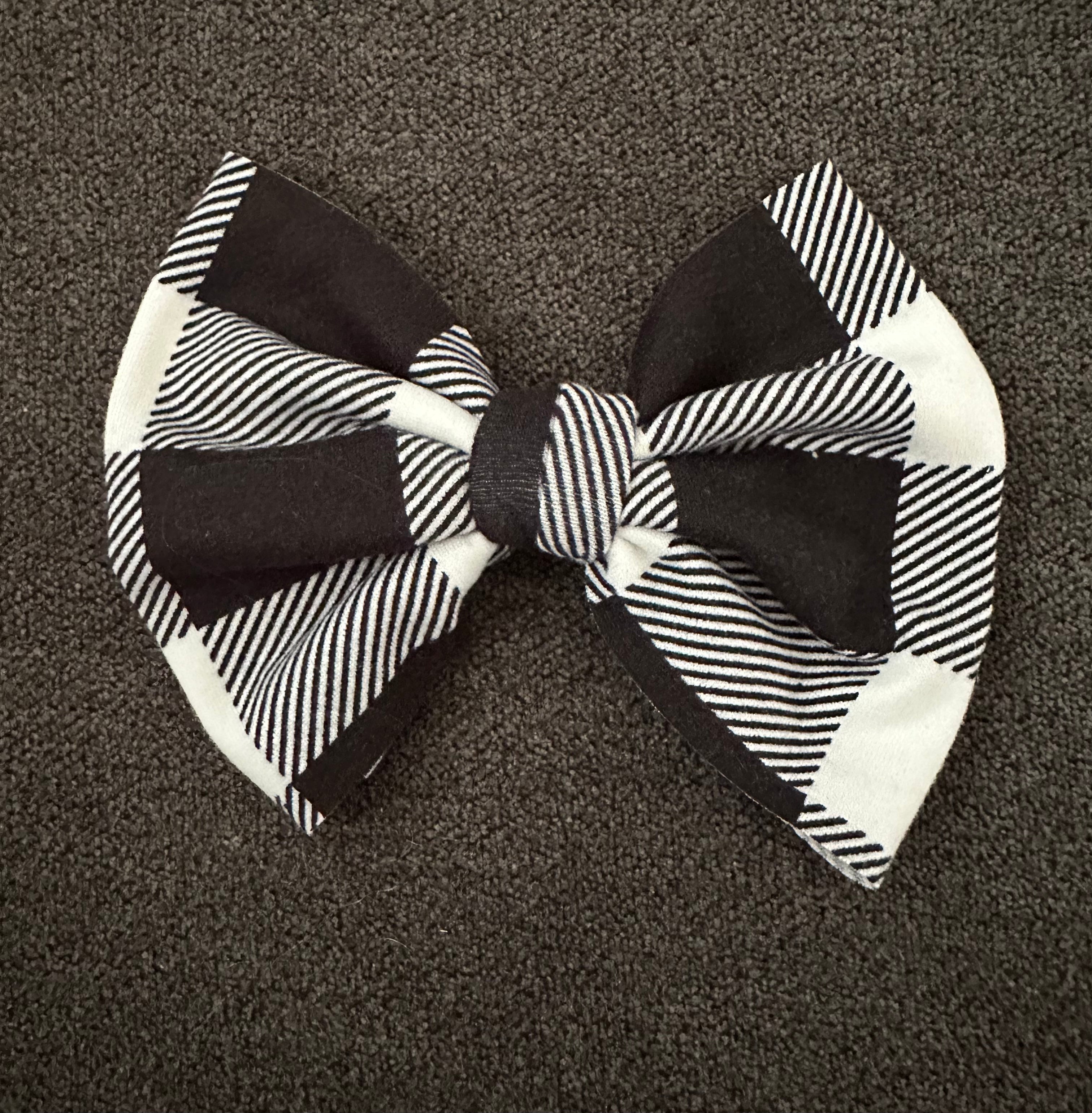 Bows – Stitches by Sara